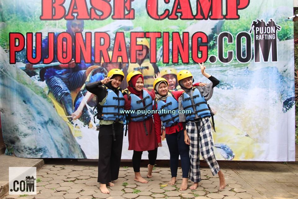 Lokasi Pujon Rafting Malang hanya 30 menit dari alun alun Batu!